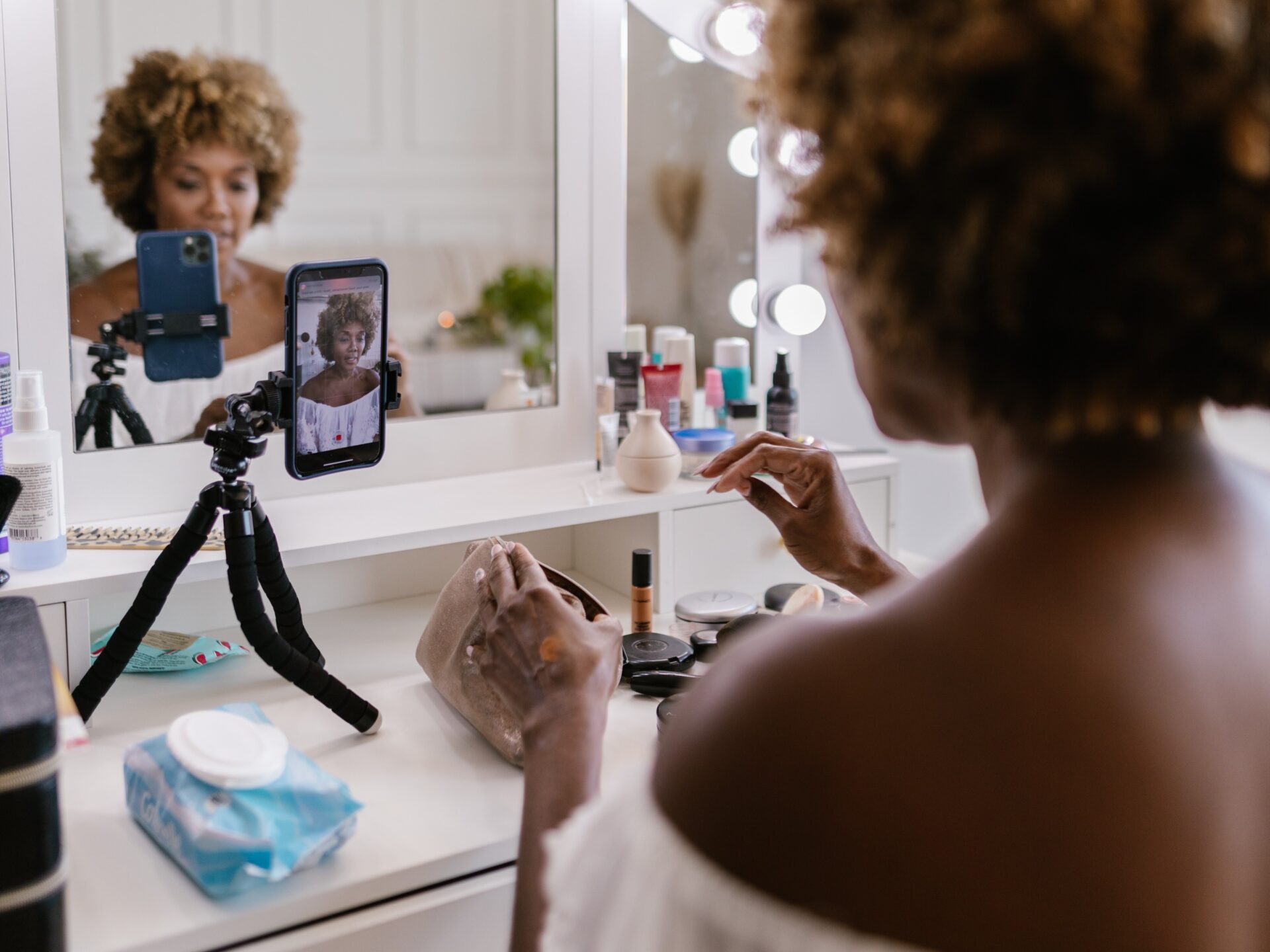 The rise of influencer marketing and its impact on consumer behaviour ...